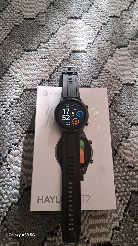 Smartwatch смартчасы продаются по хорошей цене