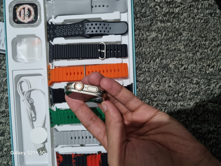 Smart watch sotiladi ideal