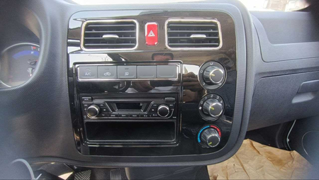 JAC X200 yuk tashishga moljallangan mashina