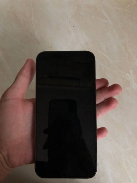 Срочно продаётся iPhone 12Pro Max