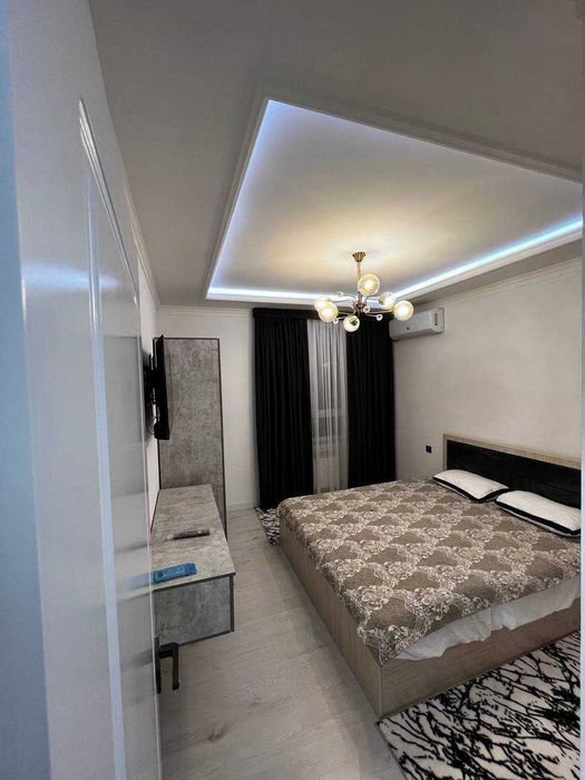 Срочно сдается 1/4/4 квартира 40 м2 Ор-р:Максим Горький Метро (АИН)