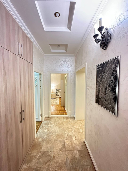 ПРОДАЕТСЯ 3/3/4
на Шота Руставели 
ор-р: парк Бабур
(Яккасарайский рай
