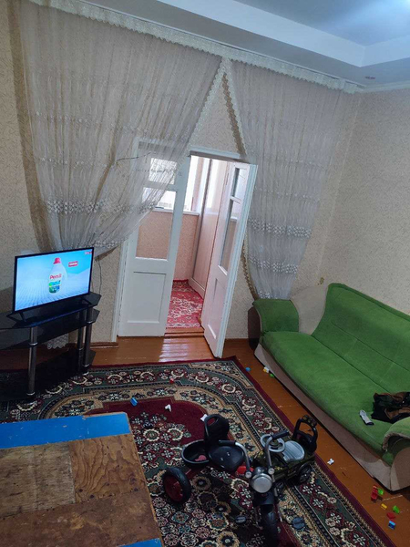 Продается 2-х комнатная квартира в Чирчике