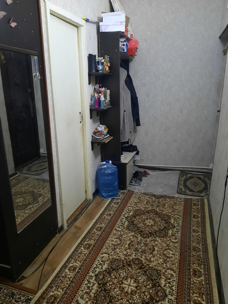 7мк.дан уй сотилади
