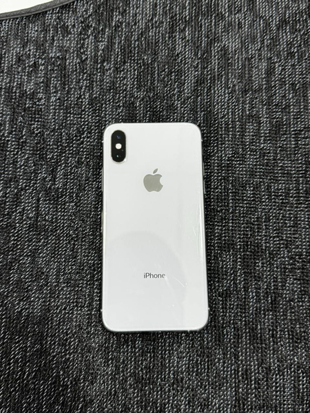 Iphone X sotiladi