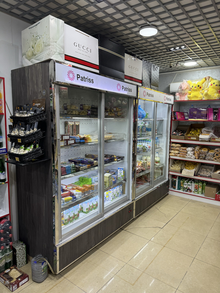 Vitrina xaladilnik magazinga ekanom elektir energiya