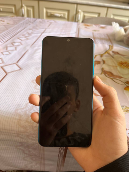 Vivo y1s 2 32 hamma joyi ishlidi chexol podarok
