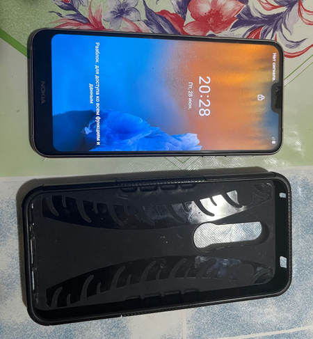 Продается Nokia 7.1, с чехлом, состояние хорошее