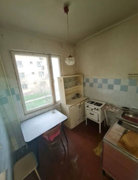 Продается срочно 2/2/4 ком квартира куйлюк 1 не торец