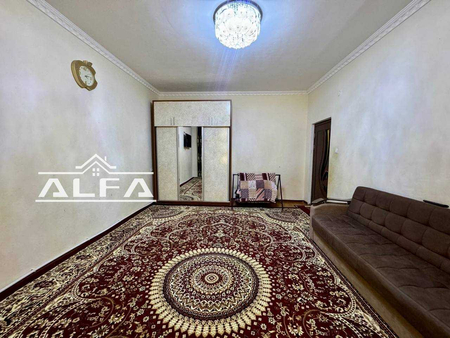 1 xonali 45m² 3-qavat uy sotiladi
