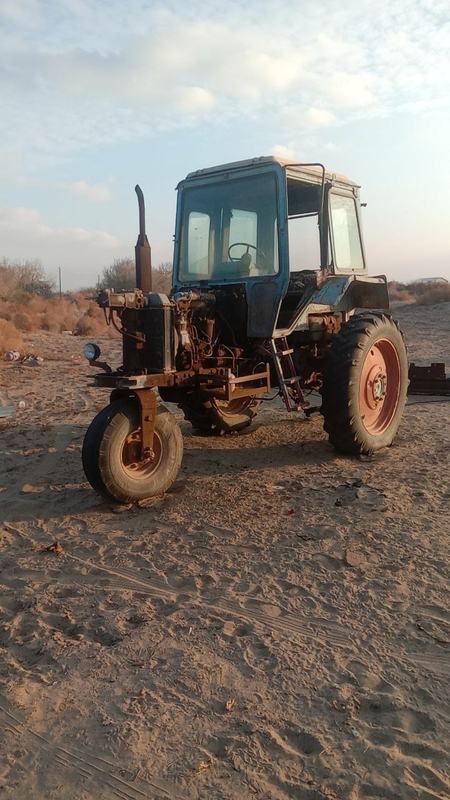 MTZ80 Zudlik bilan sotiladi