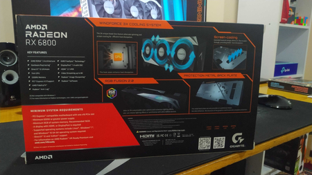 Продам очень мощная и производительная  видеокарта GIGABYTE RX 6800