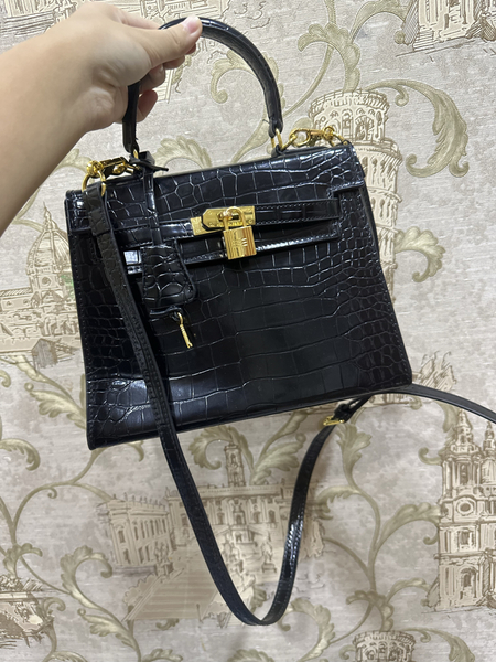 sumka hermes br marta ishlatilgan