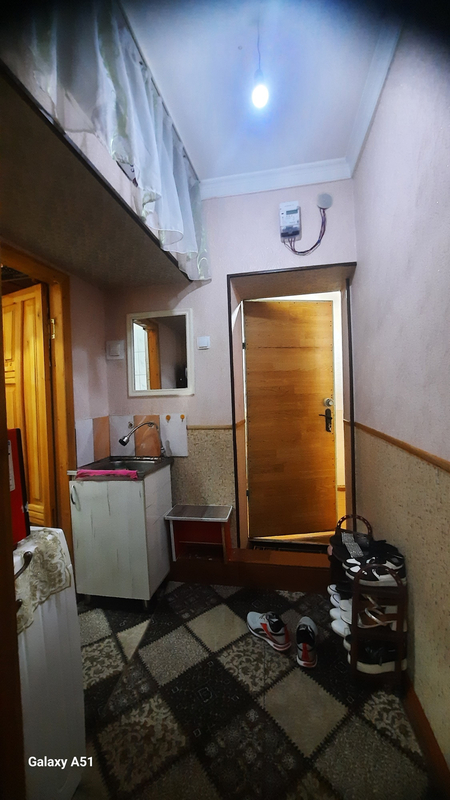 Срочно продаётся Бадамзар 1/3/4 бывщая общежития