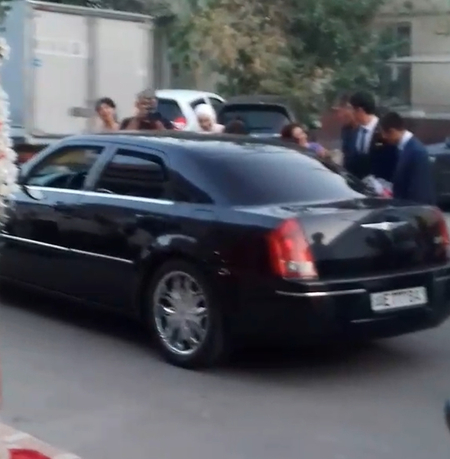 Chrusler 300C Крайслер холати зўр бензин 2,7 матор
