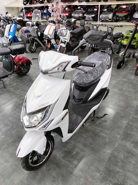 Электра скутер 60в 32а 5х