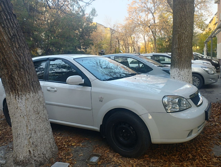 Продаётся автомобиль ласетти 2012