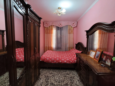 5-хоналик квартира. 107 кв.м.  Нархи: 1 м² = 785 у.е. Мирзо Улугбекда