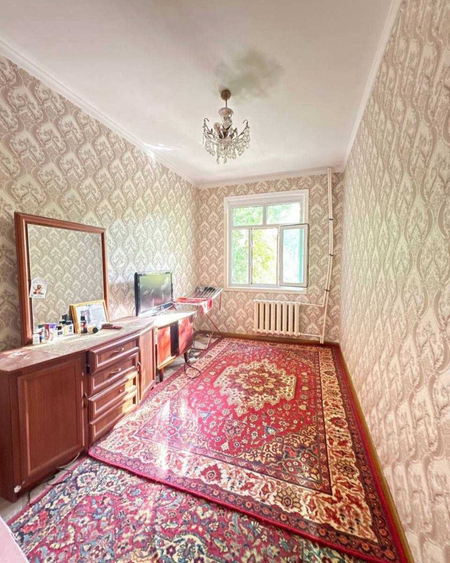 .Продам 2х3комнатную 3этаж балкон 1,5х6метр евро 45м2 мебель 3кварталЧ