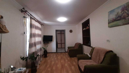 СРОЧНО! Продаю Дом 62,04 кв.м., Участок 4,6 соток  (166185)