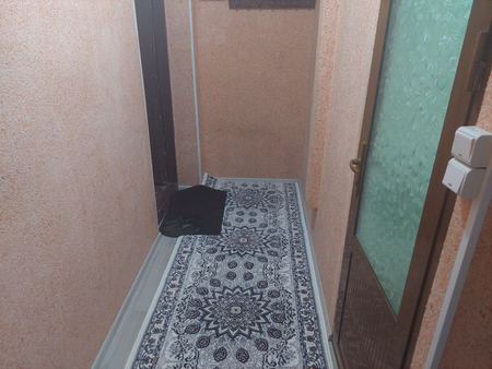 Арендага 2 хона 2 этаж Партсезда.Агентство