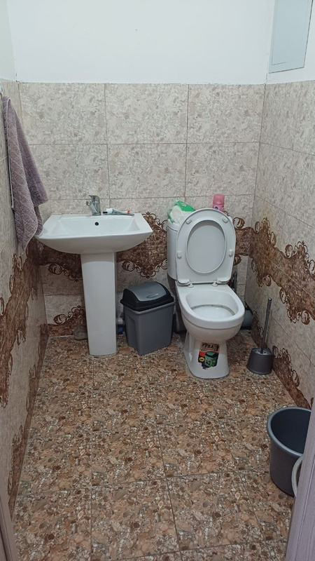 Срочно продаю. Новостройка. рядом ДУСТЛИК метро