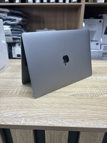 Macbook pro 2020 core i5 16/1Tb
