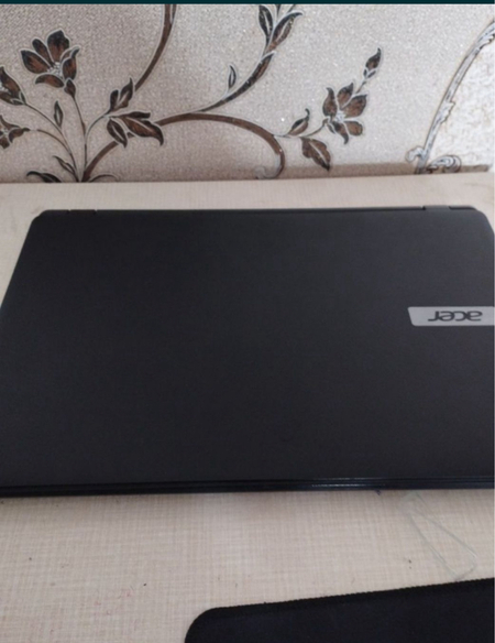 Notebook acer.