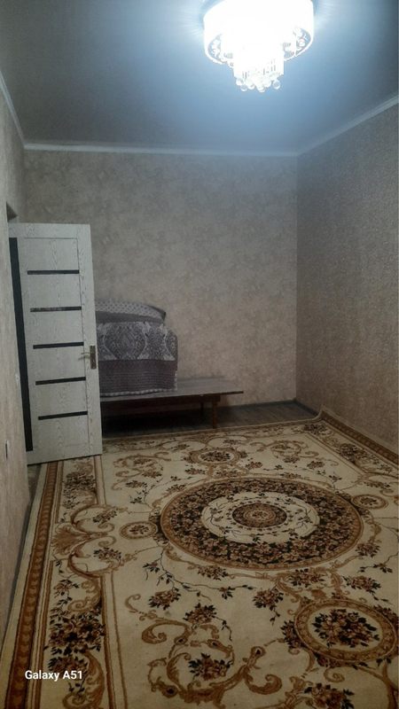 bekobod shaxr Shaxmatda srochna uy sotiladi 4 sotih
