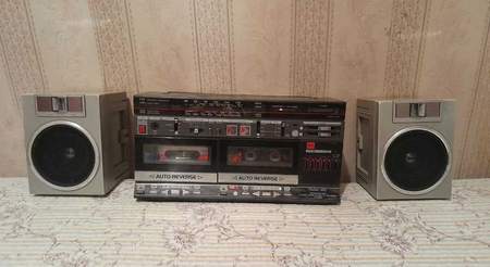 магнитола Toshiba Bom Beat RT-SX85