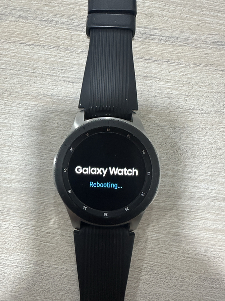 Срочно Samsung Galaxy Watch қўл соати сотилади