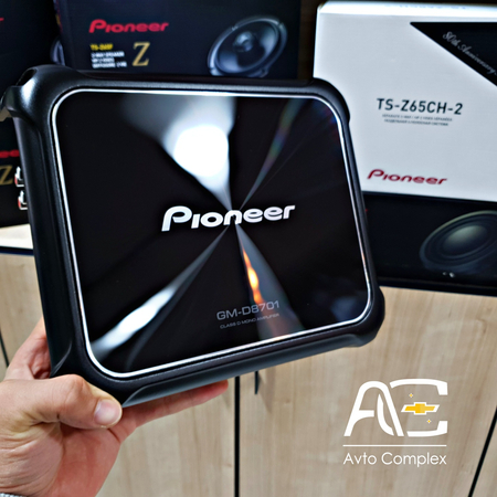 Pioneer GM-D8701 Усилитель моно для самбуфера 800Вт на 1 Ом ! моноблок