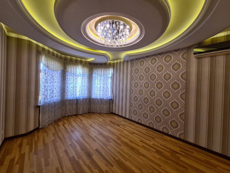 Продается Евро дом Ор-р: улица Никитина 600м2