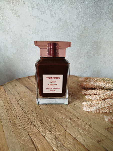 Lost cherry Tom Ford