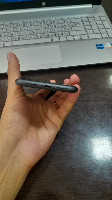 Iphone 11  64 GB