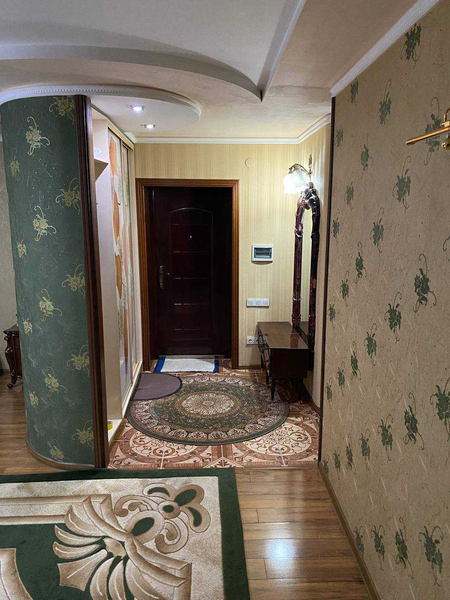 (К128743) Продается 4-х комнатная квартира в Мирзо-Улугбекском районе