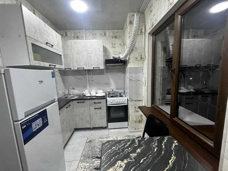 Срочно сдается 3х ком квартира со всеми удобствами на Сергели 5!