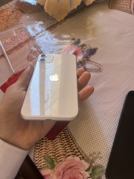 Iphone 11 Surochnooooo