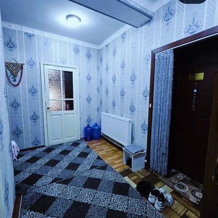 3 xonali uy sotiladi 80 kvadrar