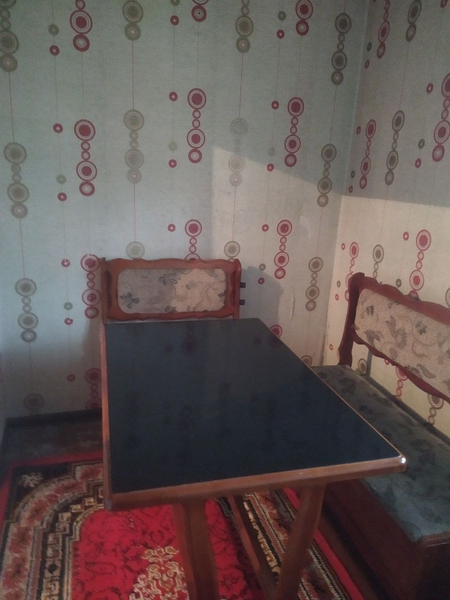 Сдаю 1комнатную квартиру. Кирпичный дом. Балкон 2х6. Сп-4