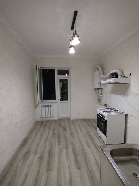 .Продам 2комнатную новостройку абсолютно новый ремонт 65м2 разделный49