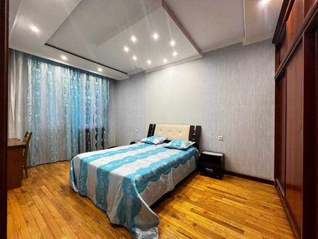 (Добрый) Габус, Чехова, 120 м², 4/2/5, Просторная