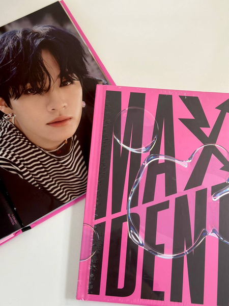 Альбомы Stray Kids