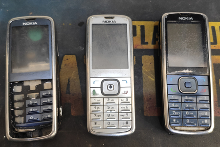 Nokia 6275 telefon 2 ta bor
