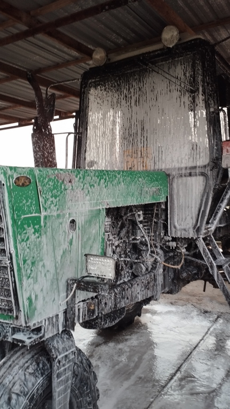 Traktor Mtz 80 sotiladi