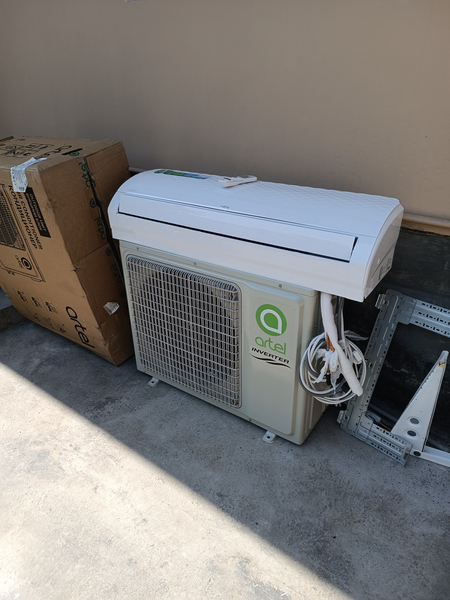 Artel Invertor 24 lik kondisaner