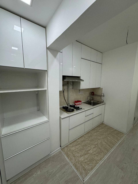 Yunusobod 4 kvartl 2 xonali kvartira Sotiladi 2/2/9 58m² France