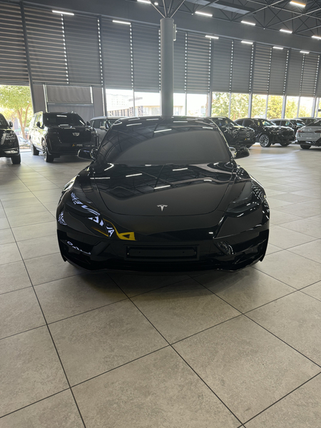 Tesla model 3 startech dual motor