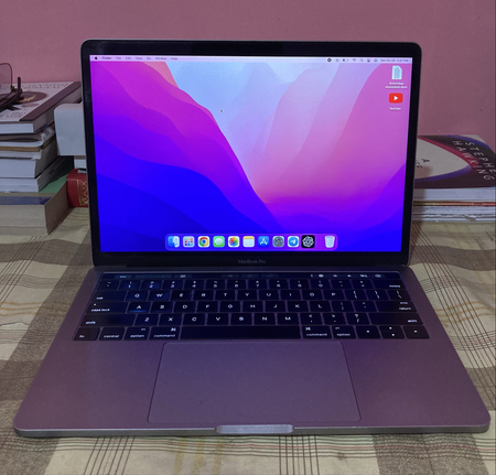 Macbook Pro 13inch i7 1Tb