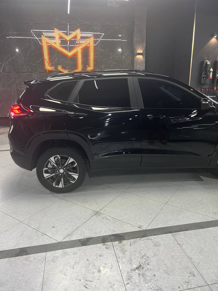 Tracker 2 qora 2023
